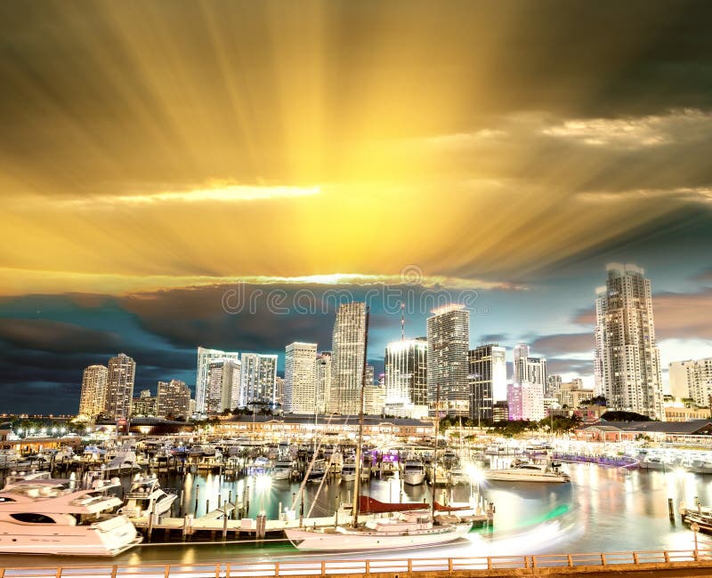 Skyline of Miami at Night from Port Boulevard Bridge Stock Image ...
