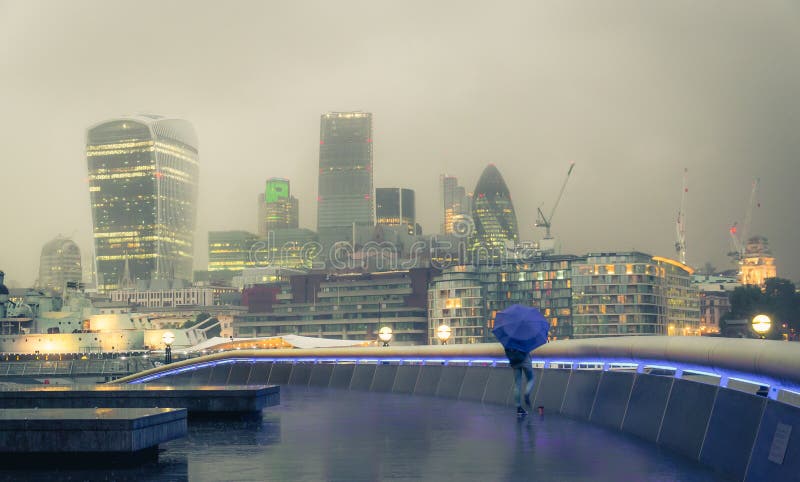 Skyline on a Rainy Day in London, England Editorial Photo - Image of ...
