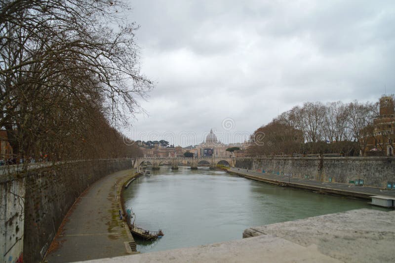 Skyline of Rome, Vatican and Tevere River. Bridges. Editorial ...