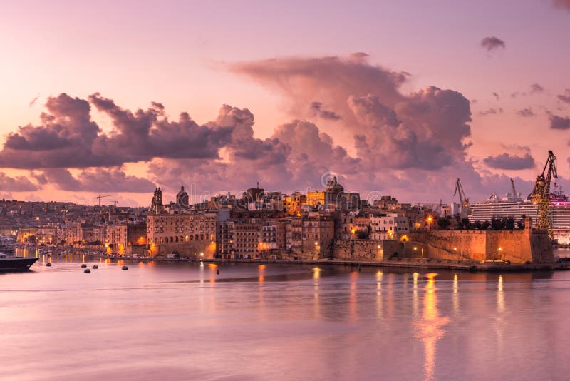 Skyline of Senglea at Sunrise,Malta. One of Three Cities in Grand ...