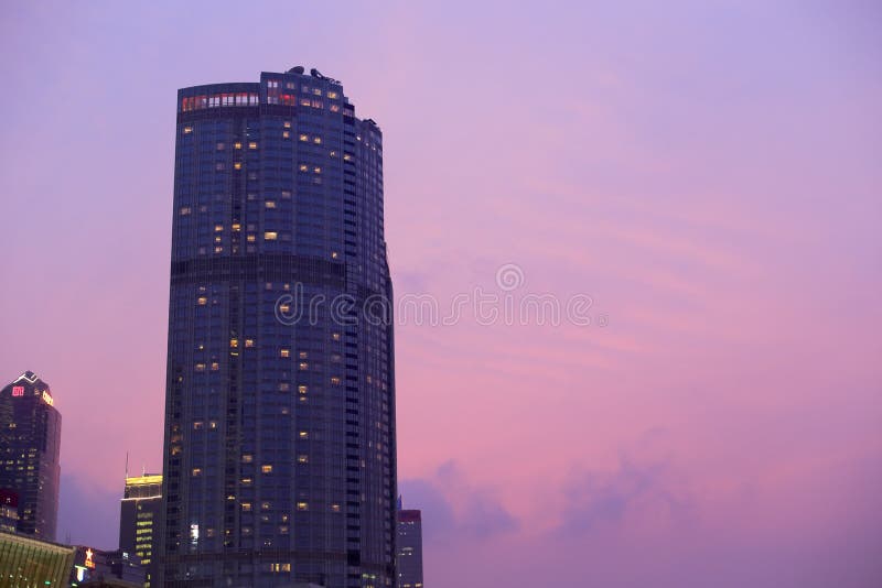 Skyscraper at dusk editorial photo. Image of kong, skyscraper - 48218821