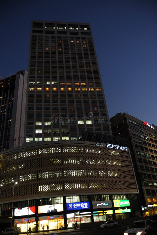 Skyscraper editorial stock image. Image of skyscraper - 82420674