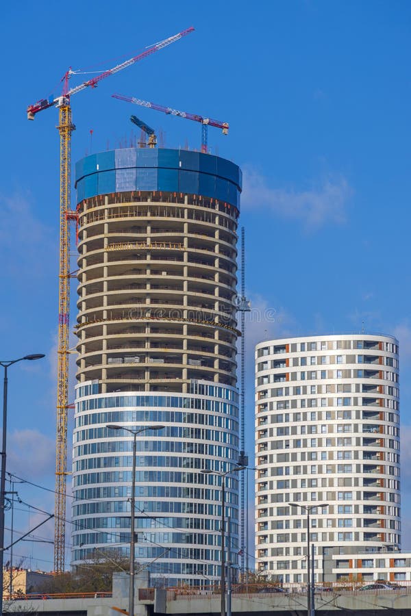Skyscraper Tower Construction Stock Photo - Image of landmark, office ...
