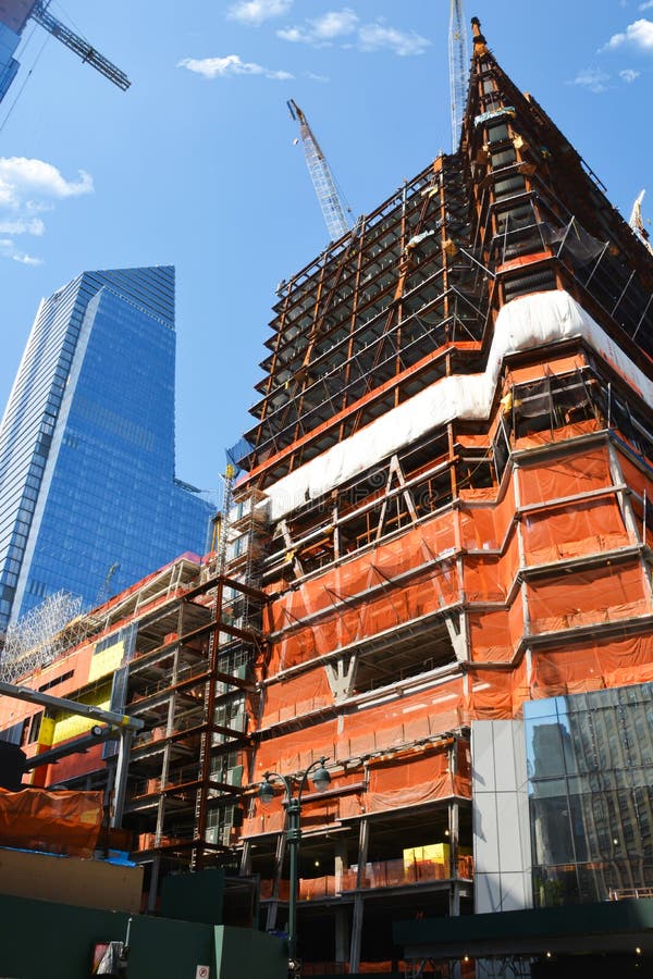 Sky Scraper Under Construction Stock Image - Image of scraper, progress ...