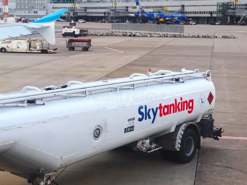 Skytanking Car at Duesseldorf Airport Editorial Image - Image of gasoline, supply: 259515110