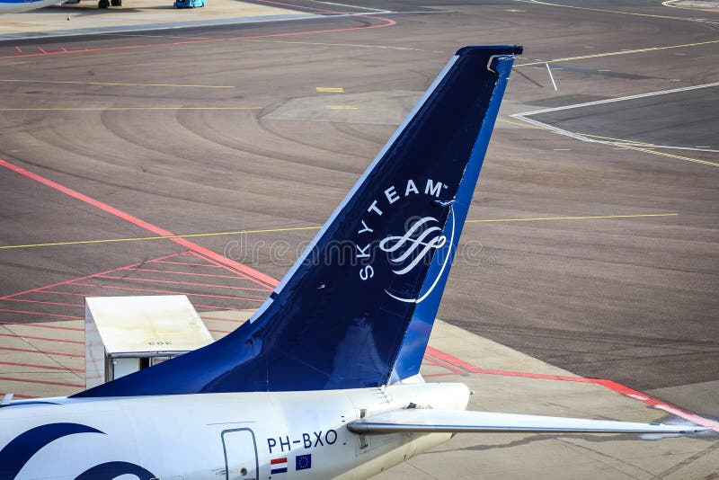 Skyteam jet tail editorial photo. Image of aeroplane - 81602686
