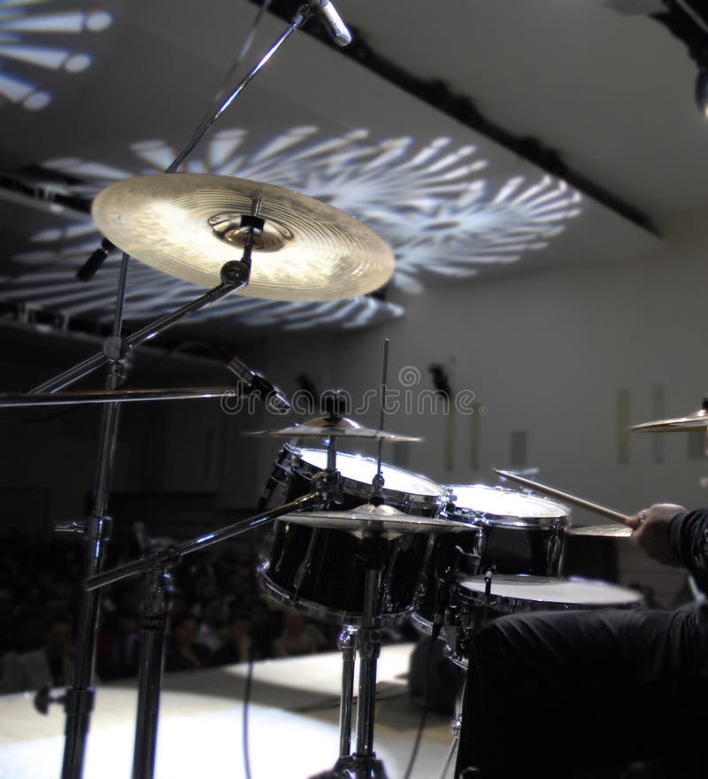 Slaginstrumenten stock afbeelding. Image of instrument - 3039607