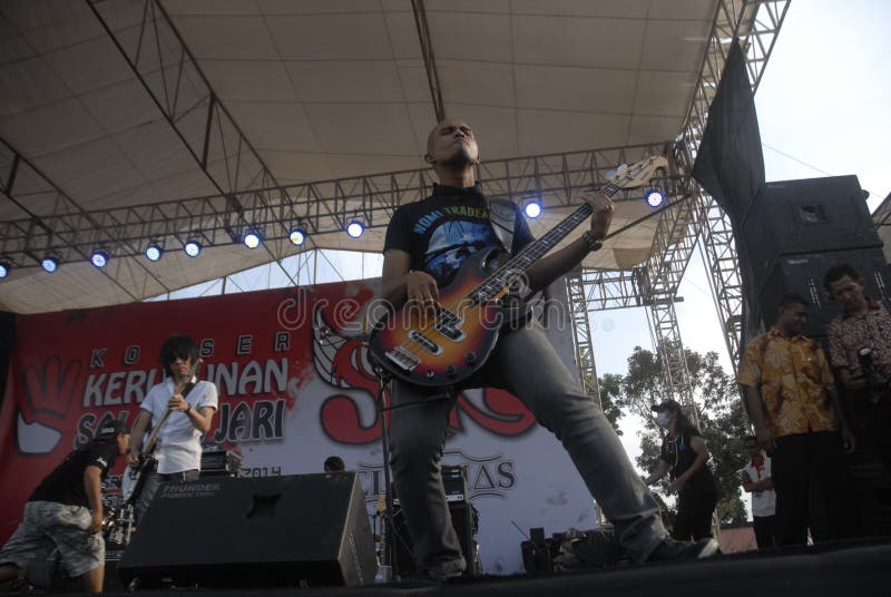 Slank rock band editorial photo. Image of super, legend - 52544756