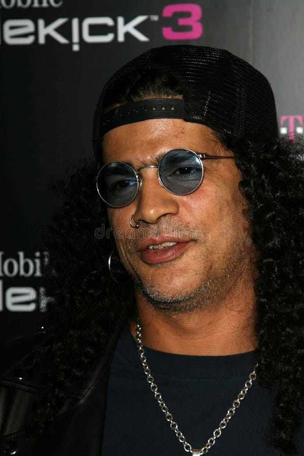 Slash editorial photo. Image of slash, perla, scream - 23944666