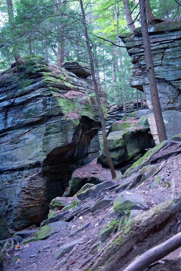 Slate Cliffs on the Shoreline of the River Dwyryd, Gwynedd, Wales Stock ...