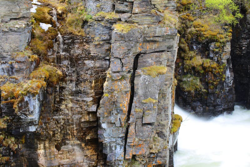 Slate Cliffs on the Shoreline of the River Dwyryd, Gwynedd, Wales Stock ...