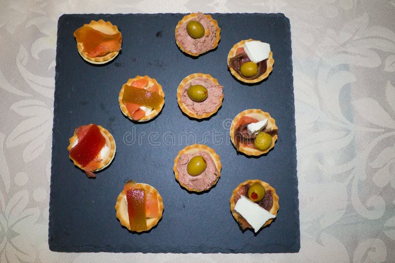 985 Dinner Plate Textures Photos - Free & Royalty-Free Stock Photos ...