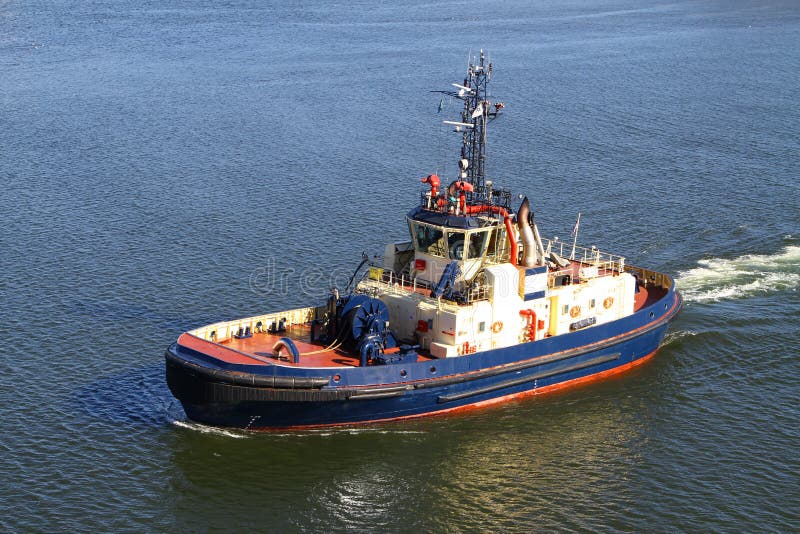 Sleepboot stock foto. Image of tankschip, schepen, schip - 30434148