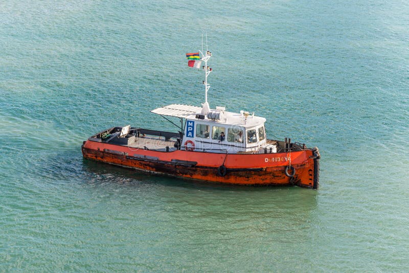 Sleepboot in Haven Louis, Mauritius Redactionele Stock Afbeelding ...