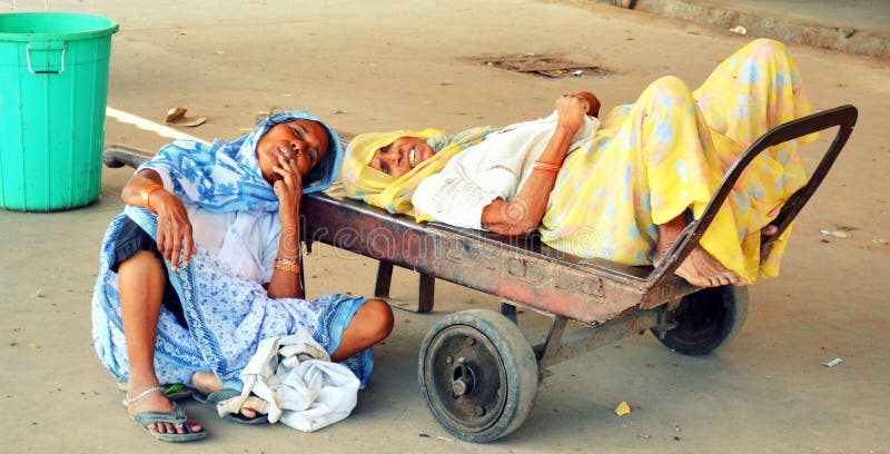 Sleeping Alongside the Road Editorial Photography - Image of india ...