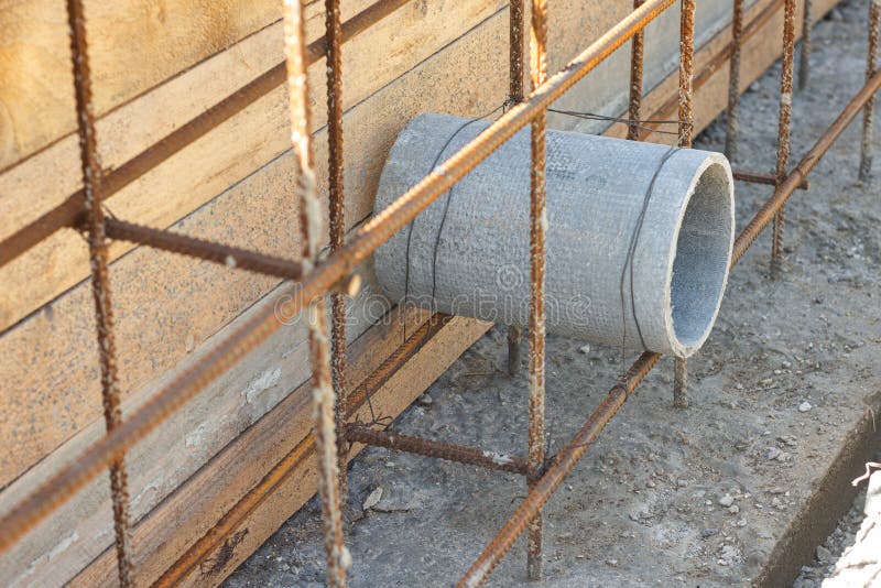 Sleeve for the Withdrawal of Communications during the Construction of ...