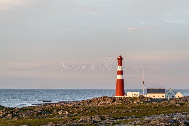 Red Slettnes Lighthouse Near Gamvik, Finnmark, Nordkinn, Norway Stock ...