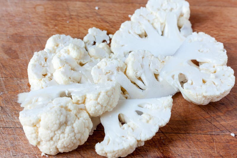 Sliced cauliflower stock image. Image of brassica, vegetarian - 71984613