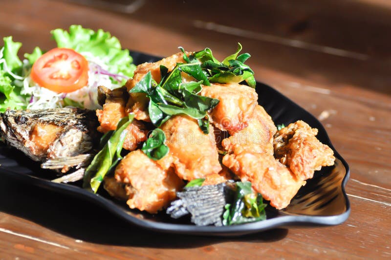Sliced Fish or Fried Fish , Fried Tilapia Fish Stock Image - Image of ...