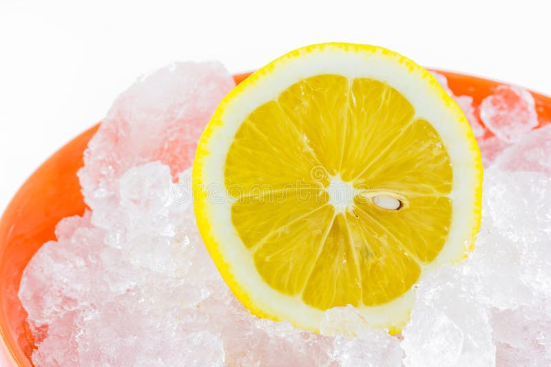 Sliced Lemons and Ice Cubes Stock Photo - Image of citrus, lemon: 59620108