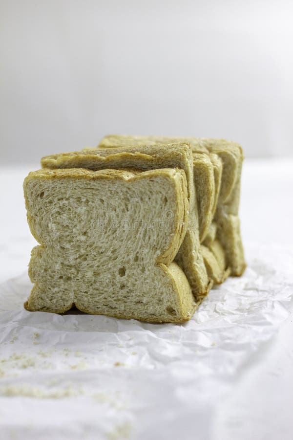 Sliced Loaf Bread Arrangement Stock Photo - Image of bread, sliced ...
