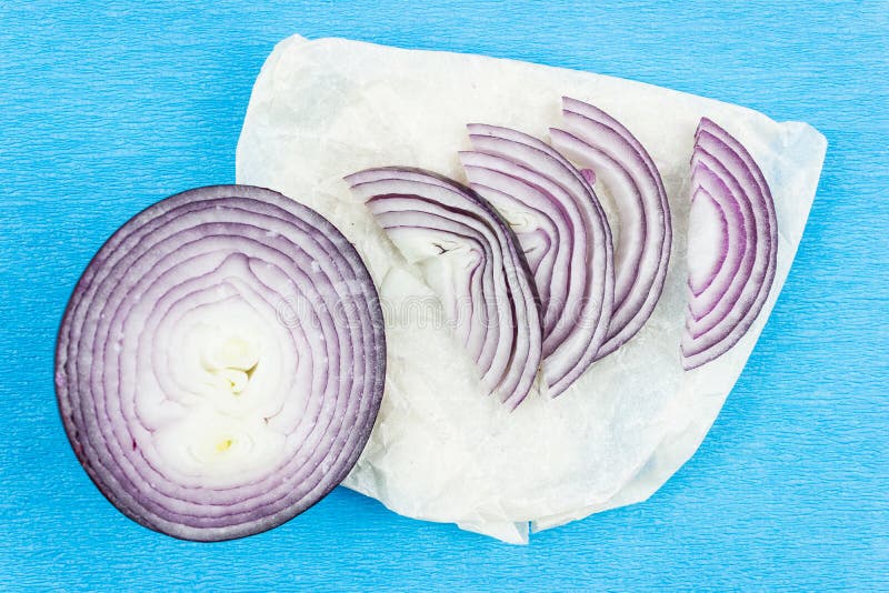 Slices of purple red onion stock image. Image of food - 115307131