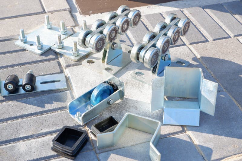 Sliding Gate Fittings Set. Guide Carriage, Rollers, Sliding Gate ...
