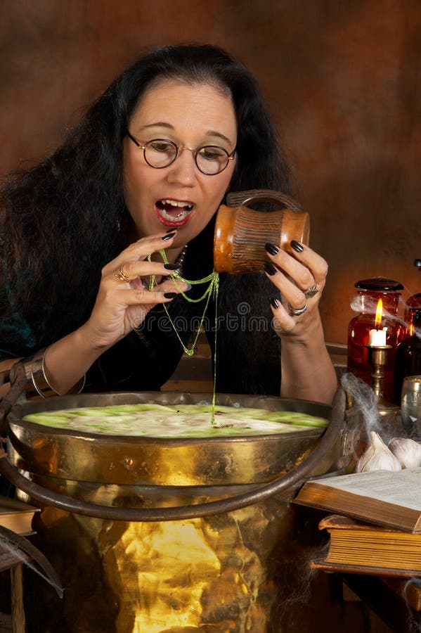 Slime venenoso foto de stock. Imagem de halloween, lodo - 3366918