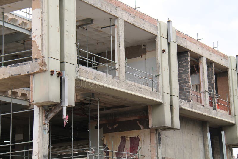 Sloop van gebouwen. stock afbeelding. Image of gebroken - 227801453