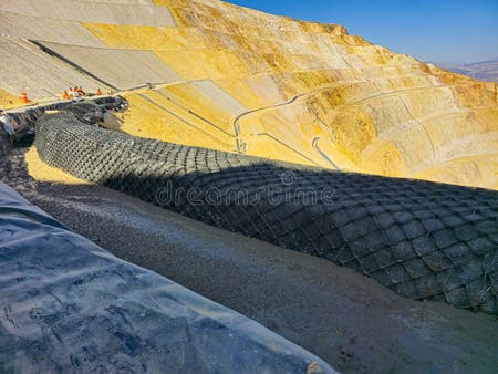 Slope Stabilization with Shotcrete and Geosynthetic Materials Stock ...