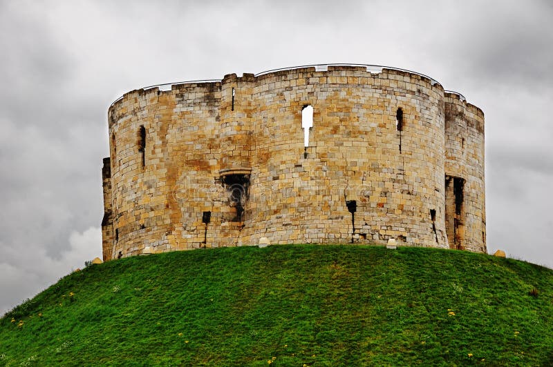Medeltida slott i England arkivfoto. Bild av historiskt - 60283940