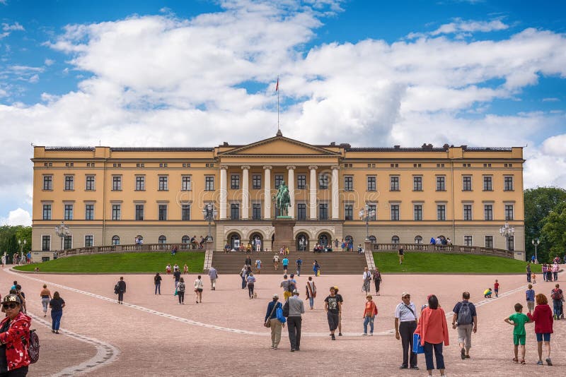 Slottet: Royal Palace I Oslo, Norge Redaktionell Foto - Bild av huvud ...