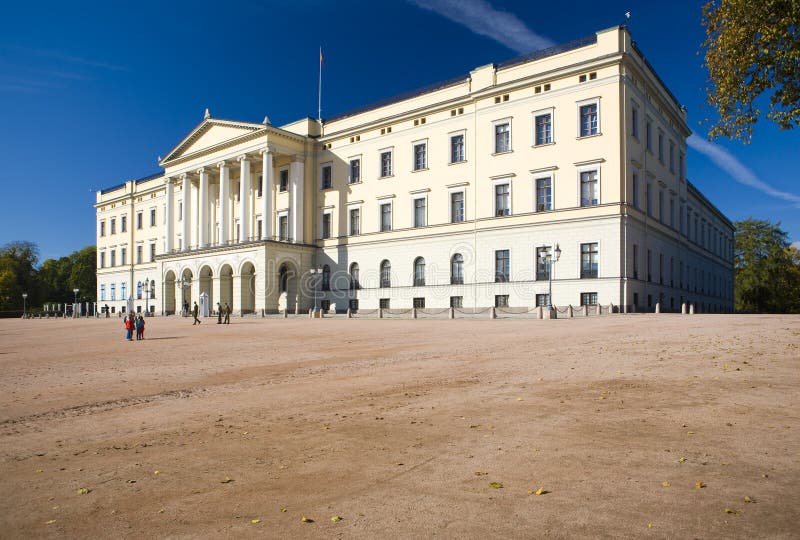Slottet (Royal Palace), Oslo, Norway Stock Photo - Image of capital ...