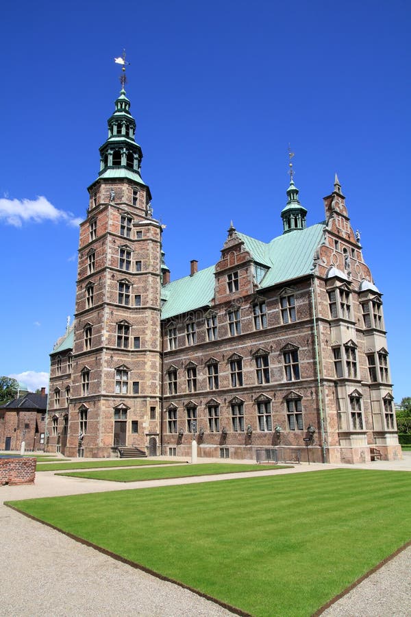 Kunglig Slott För Rosenborg Slott I Köpenhamnen Danmark Fotografering ...