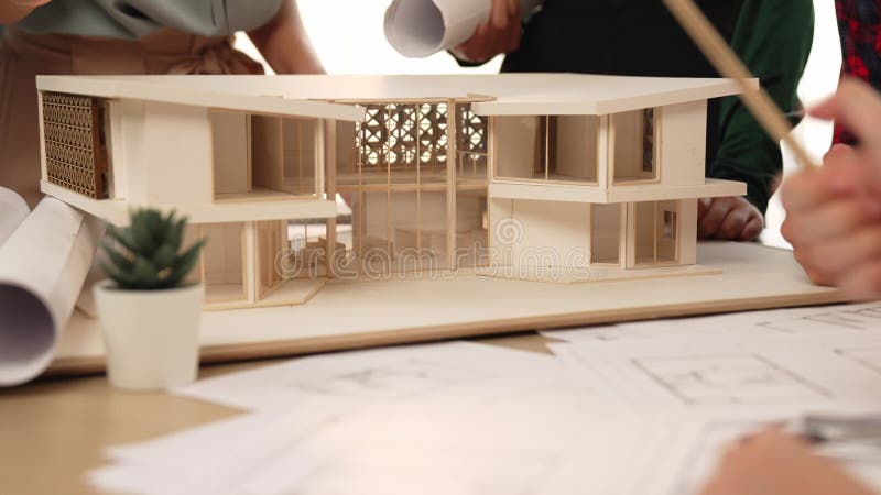 Slow Motion Home Designer and Customer Review House Model Design ...