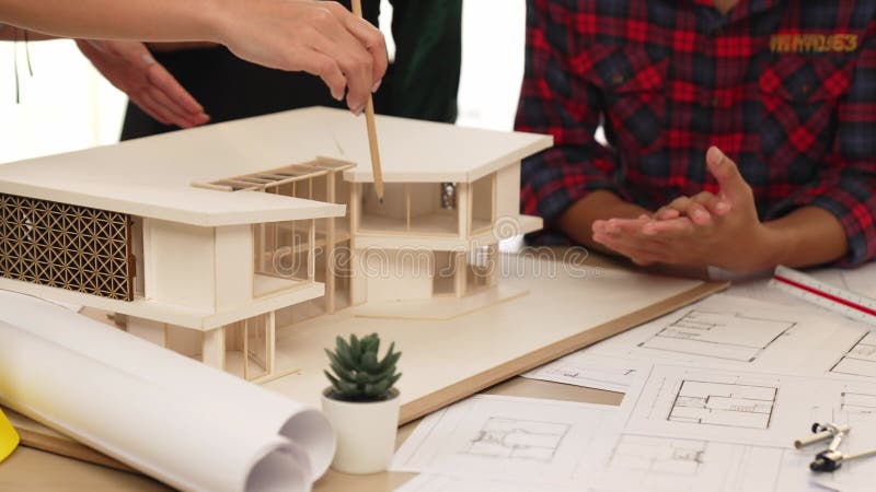 Slow Motion Home Designer and Customer Review House Model Design ...