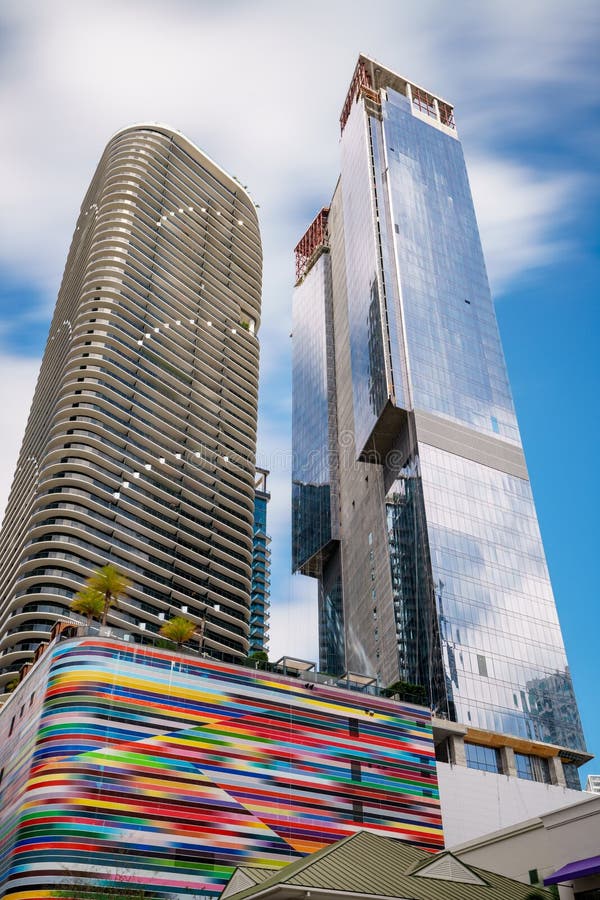 SLS Lux Brickell and 830 Brickell Skyscraper Under Construction ...