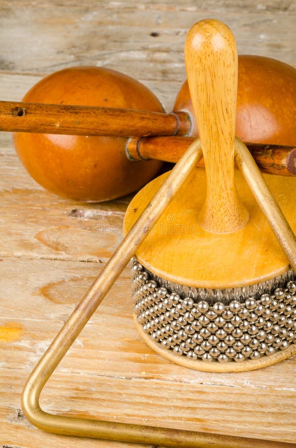 Liten Ett Slagverksinstrument Arkivfoto - Bild av tamburin, maracas ...