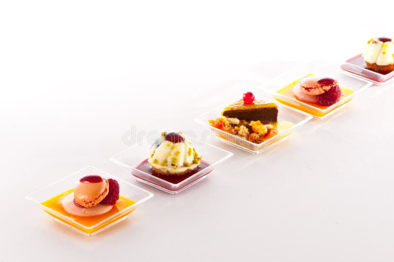 Smakelijk Frans dessert stock afbeelding. Image of zoet - 8073063