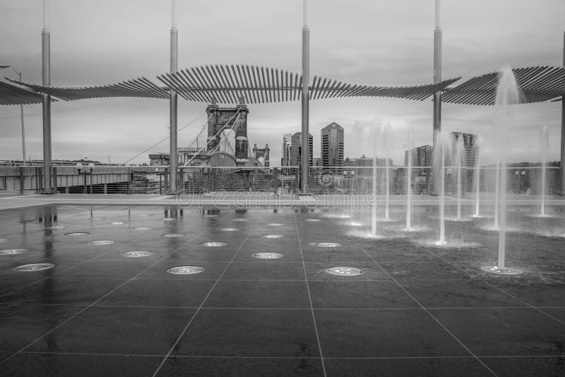 Smale Riverfront Park Cincinnati Stock Photo - Image of kentucky, heat ...