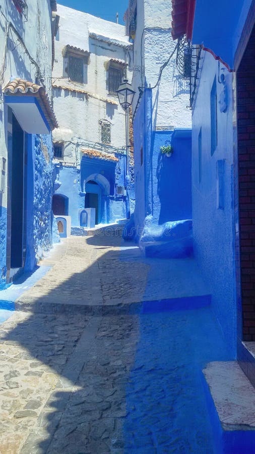 A Small Alley in the Blue City of Chefchaouen Stock Photo - Image of ...