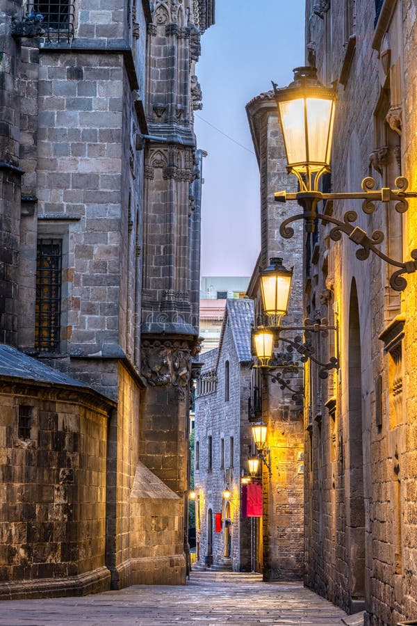 Small Alley in the Famous Gothic Quarter Stock Image - Image of ...