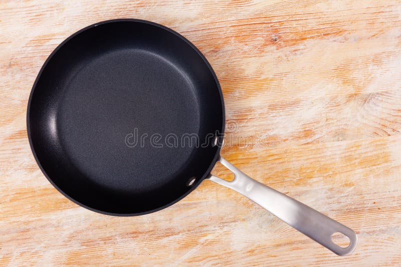 Small Black Enameled Frying Pan with Long Handle Stock Image - Image of ...