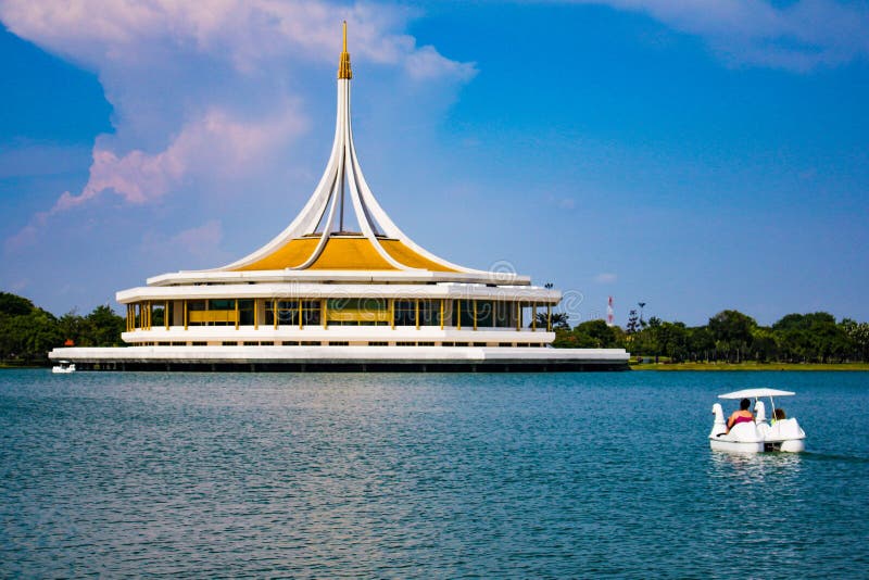 Boat Wallowed Stock Photos - Free & Royalty-Free Stock Photos from ...