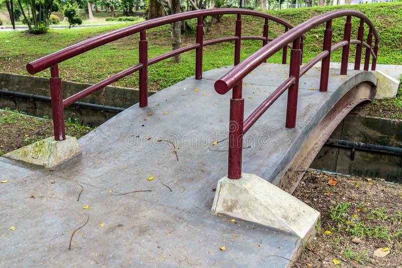 Small bridge in garden stock image. Image of summer - 114178363