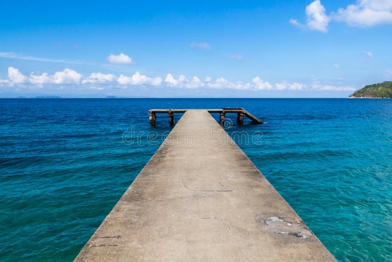 Small Jetty Near the Tropical Island in the Marine Park. Stock Photo ...