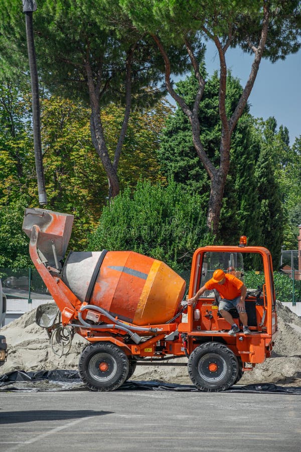 Small Cement Truck Transporting and Turning Dry Cement by Skilled ...