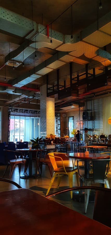 Small Coffe Shop To Meet Friends Editorial Image - Image of lobby, wood ...