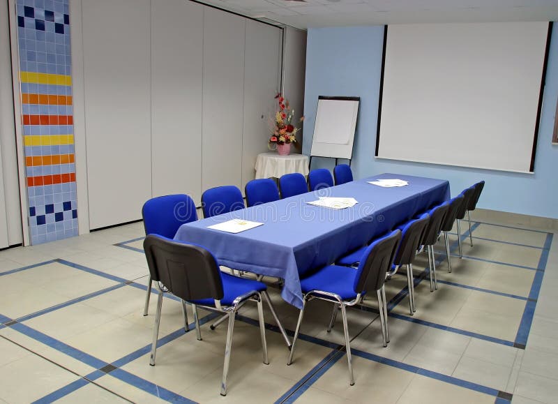 Small conference room stock image. Image of attendance - 2733081