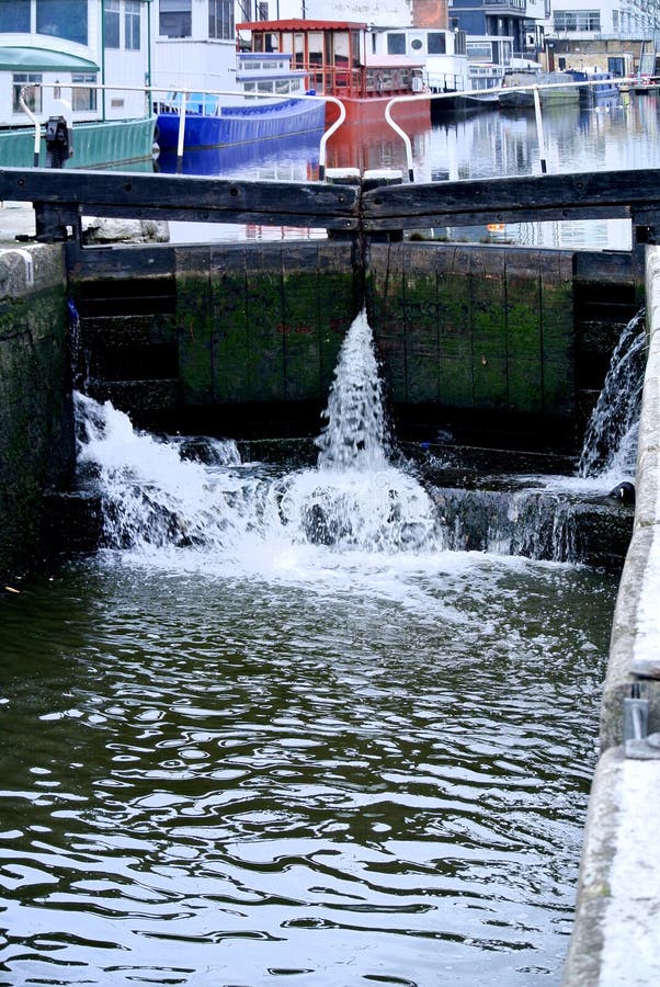 Small Dam for Navigation in the London Canal Stock Image - Image of ...